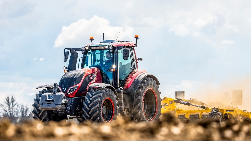 Option packages | Easier to specify your new tractor | Valtra